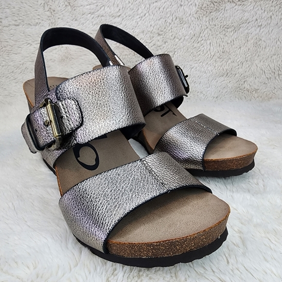 OTBT | Shoes | Otbt Womens 65m Overnight Leather Wedge Sandals Metallic ...